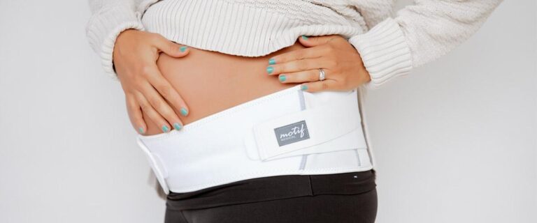Motif Pregnancy Support Band for Women Who Stay Active